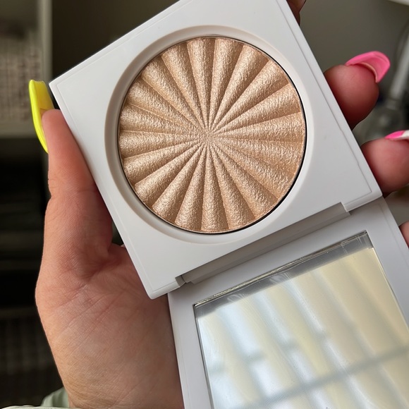 OFRA | Makeup | Ofra Cosmetics Rodeo Drive Highlighter | Poshmark